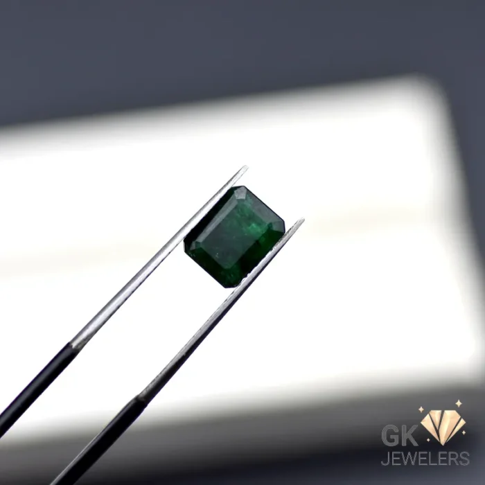Natural Green Emerald Loose Gemstone 1.50 Carat Premium Quality - Buy ...